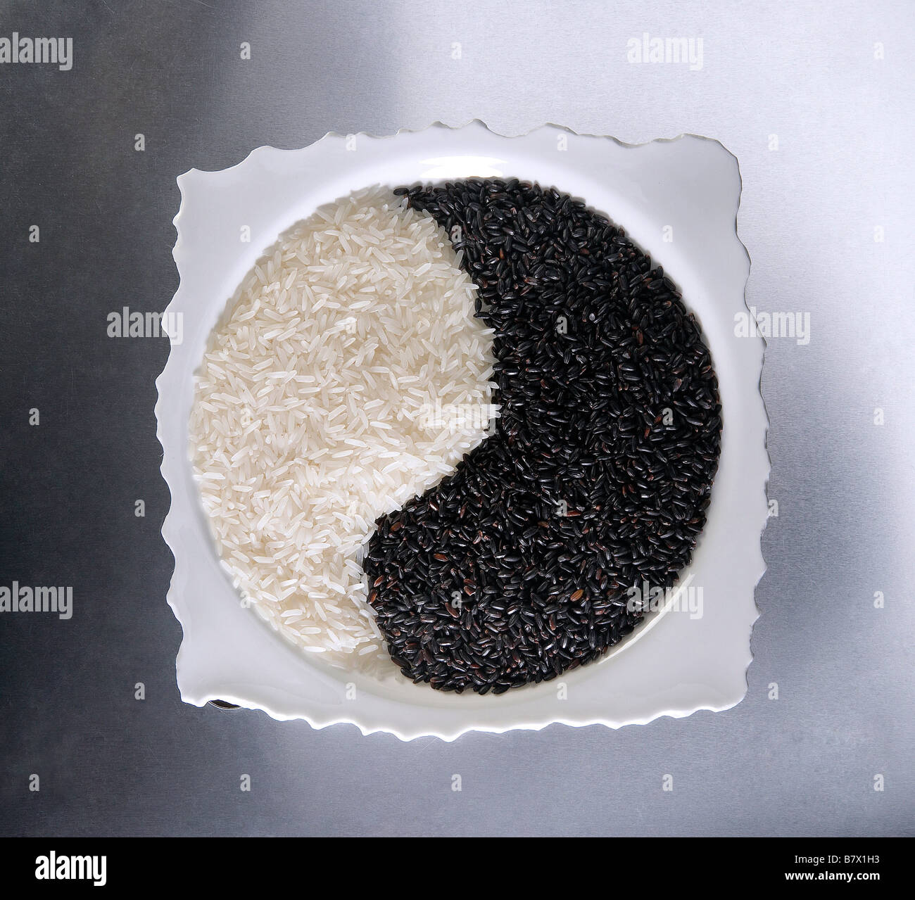 Yin yang symbol made by rice hi-res stock photography and images - Alamy