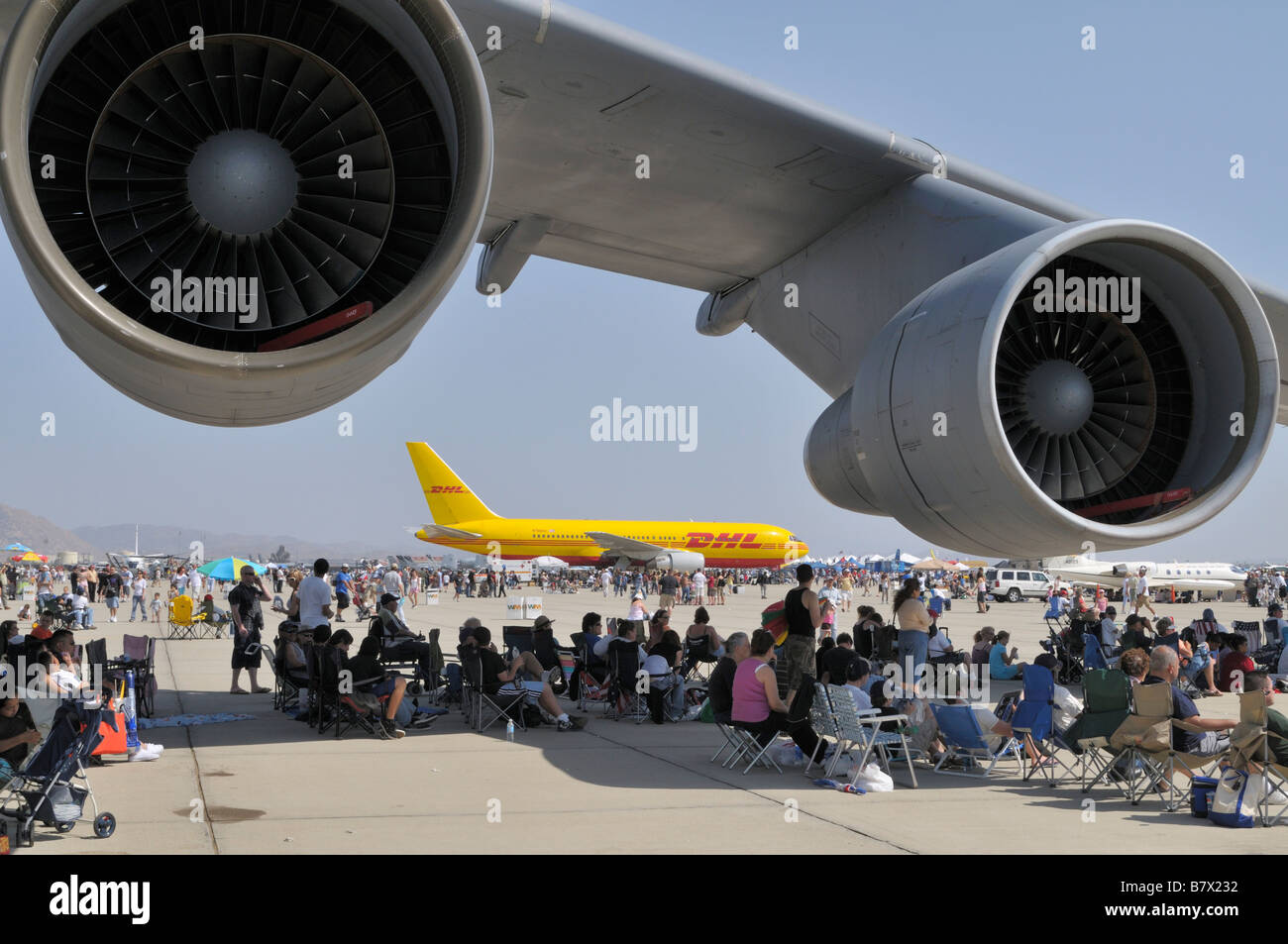 Wings and massive engines of a C-5 Galaxy Stock Photo - Alamy