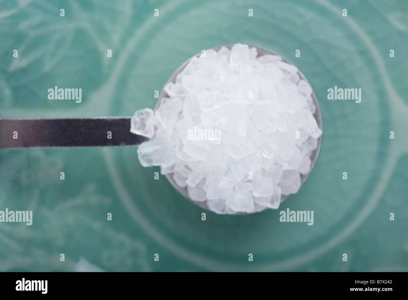 Measuring salt hi-res stock photography and images - Alamy