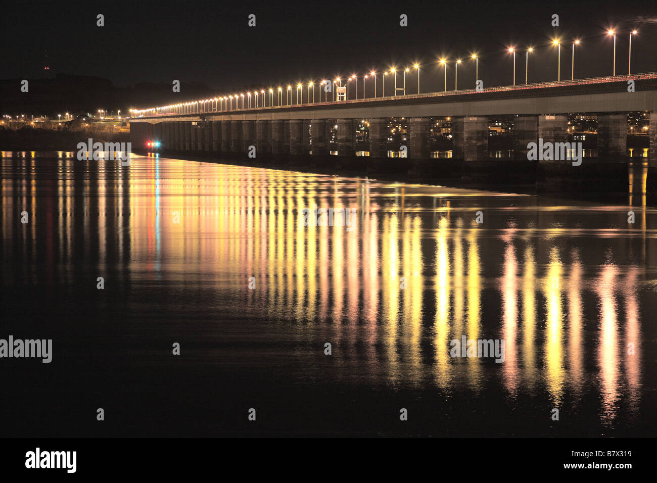 tay road bridge Stock Photo - Alamy