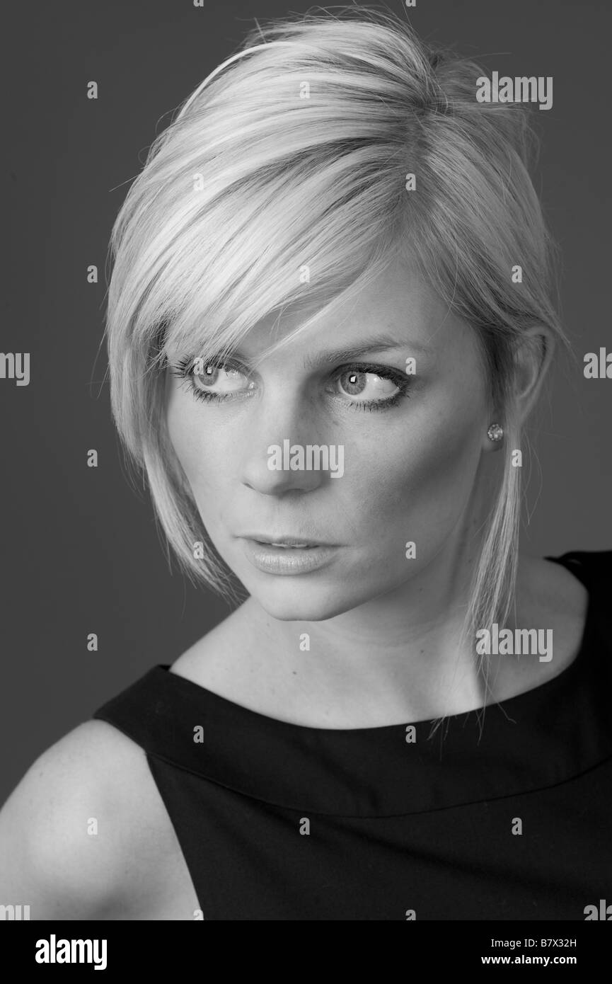 Girl modelling Black and White Stock Photos & Images - Alamy