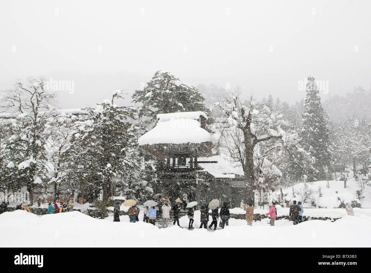 Covered temple hi-res stock photography and images - Alamy