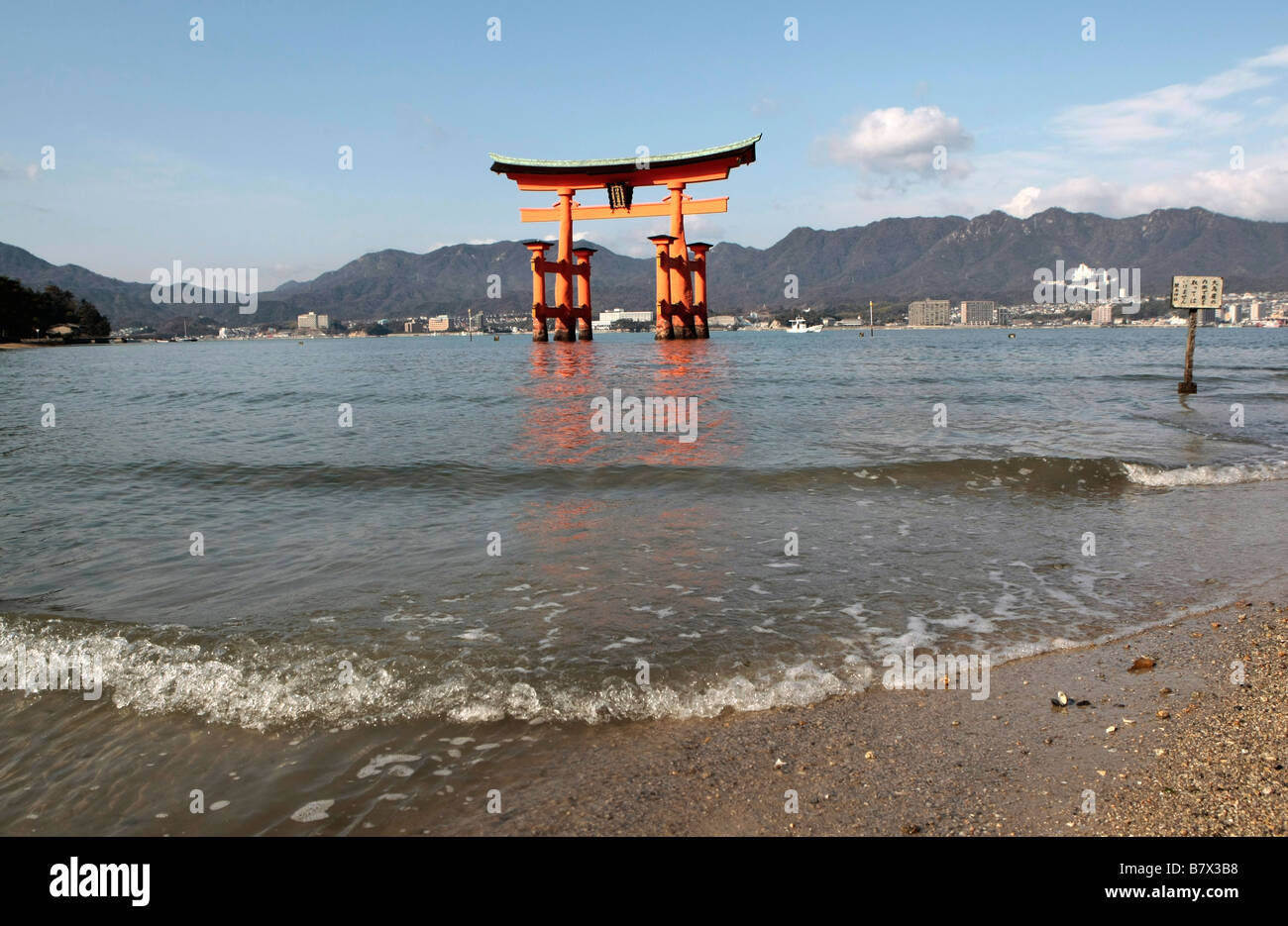The Floating Torii Gate at Itsukushima Shrine on Miyajima Island, Japan ...
