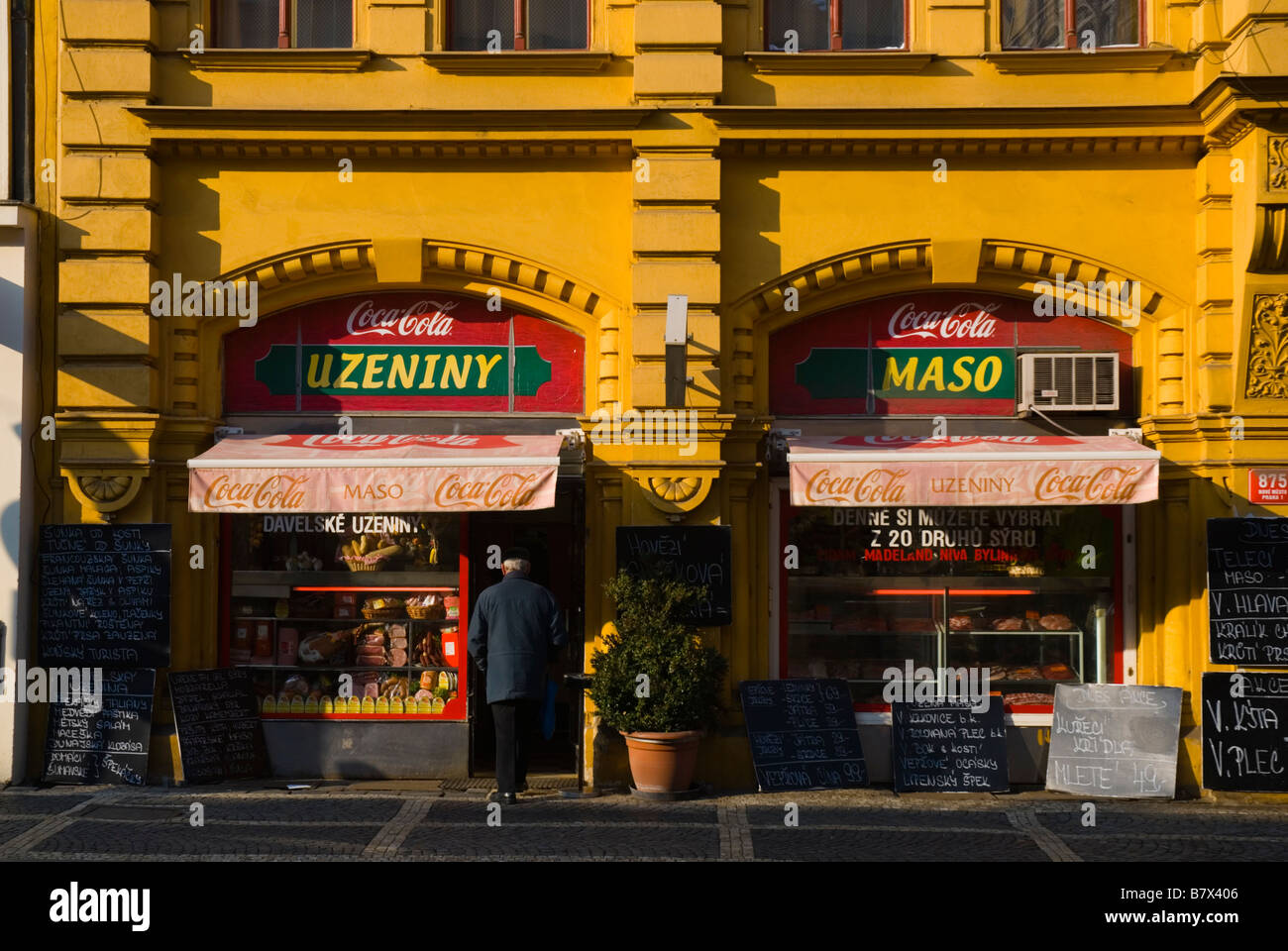 Butcher shop facade with butcher hi-res stock photography and images ...