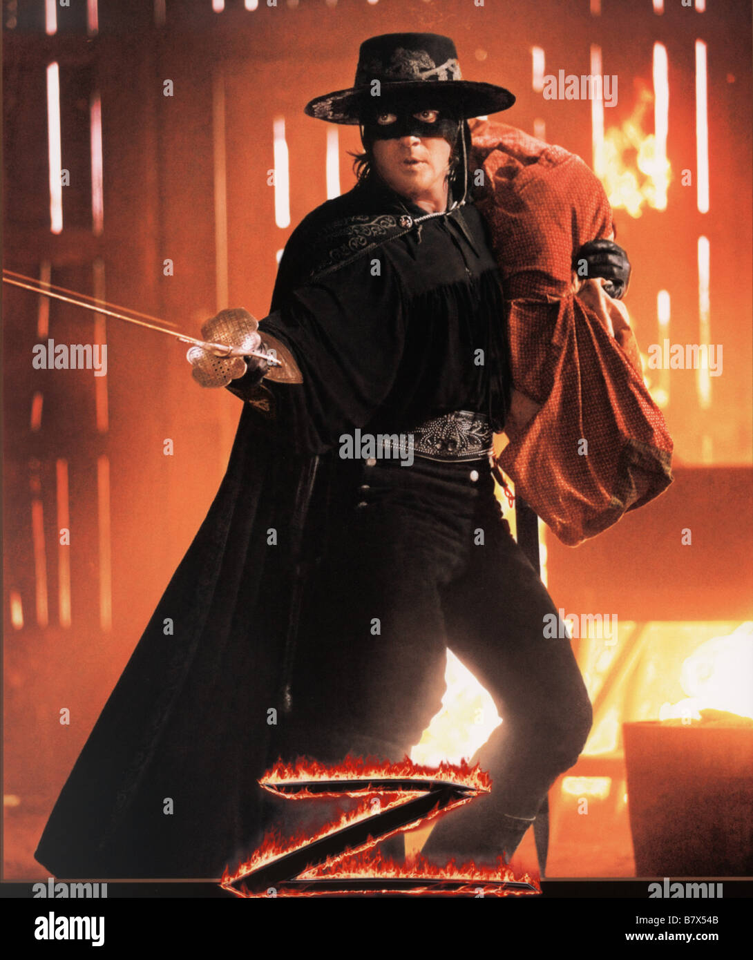Antonio banderas legend zorro 2005 hi-res stock photography and images ...