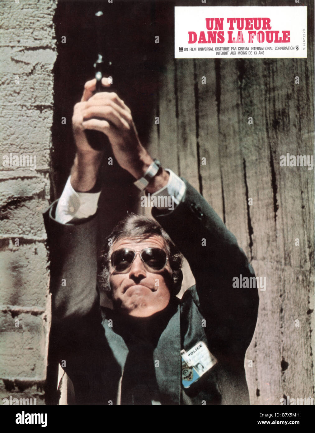 Two Minute Warning Year: 1976 USA Director: Larry Peerce Charlton ...