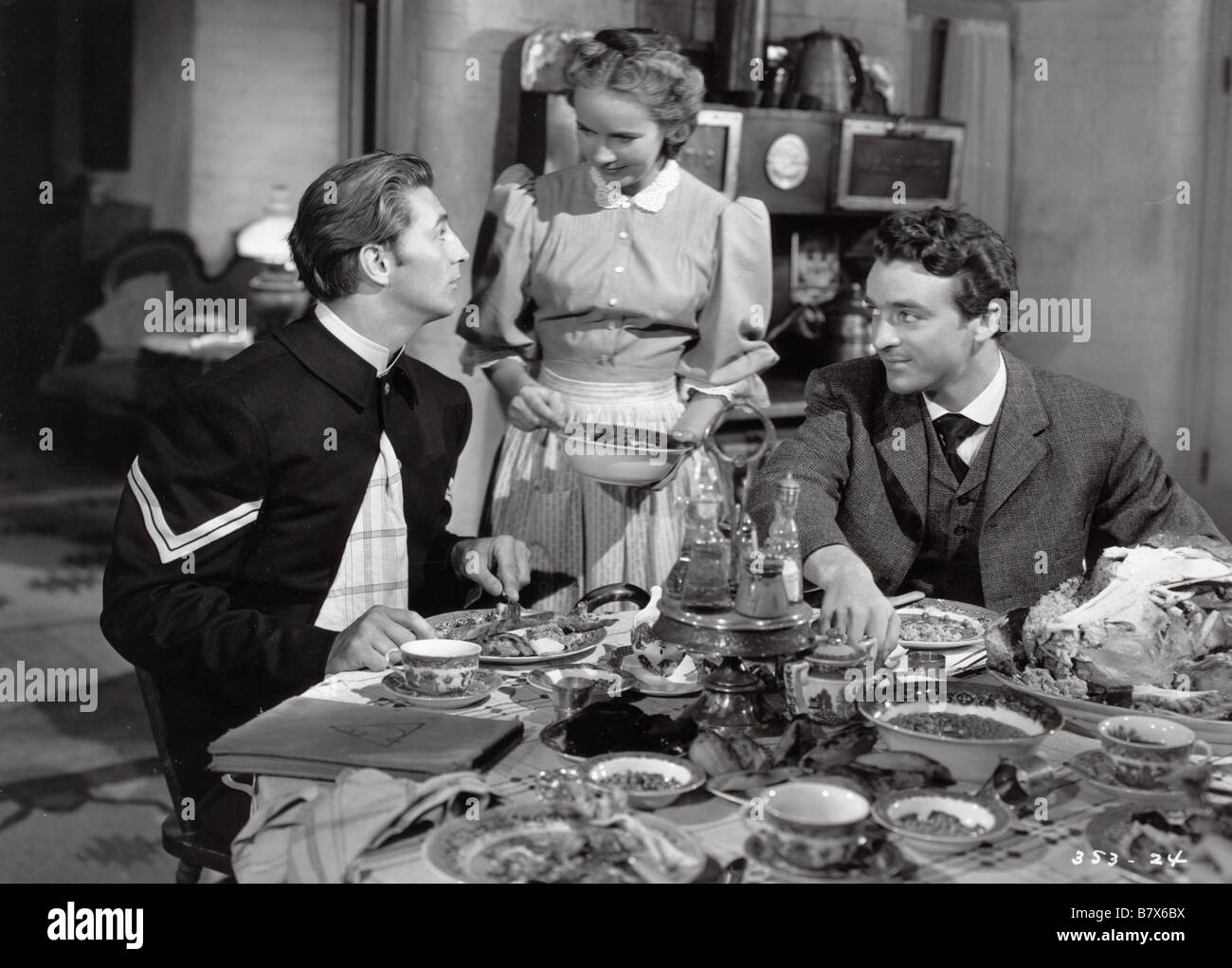 Pursued 1947 Teresa Wright High Resolution Stock Photography and Images - Alamy