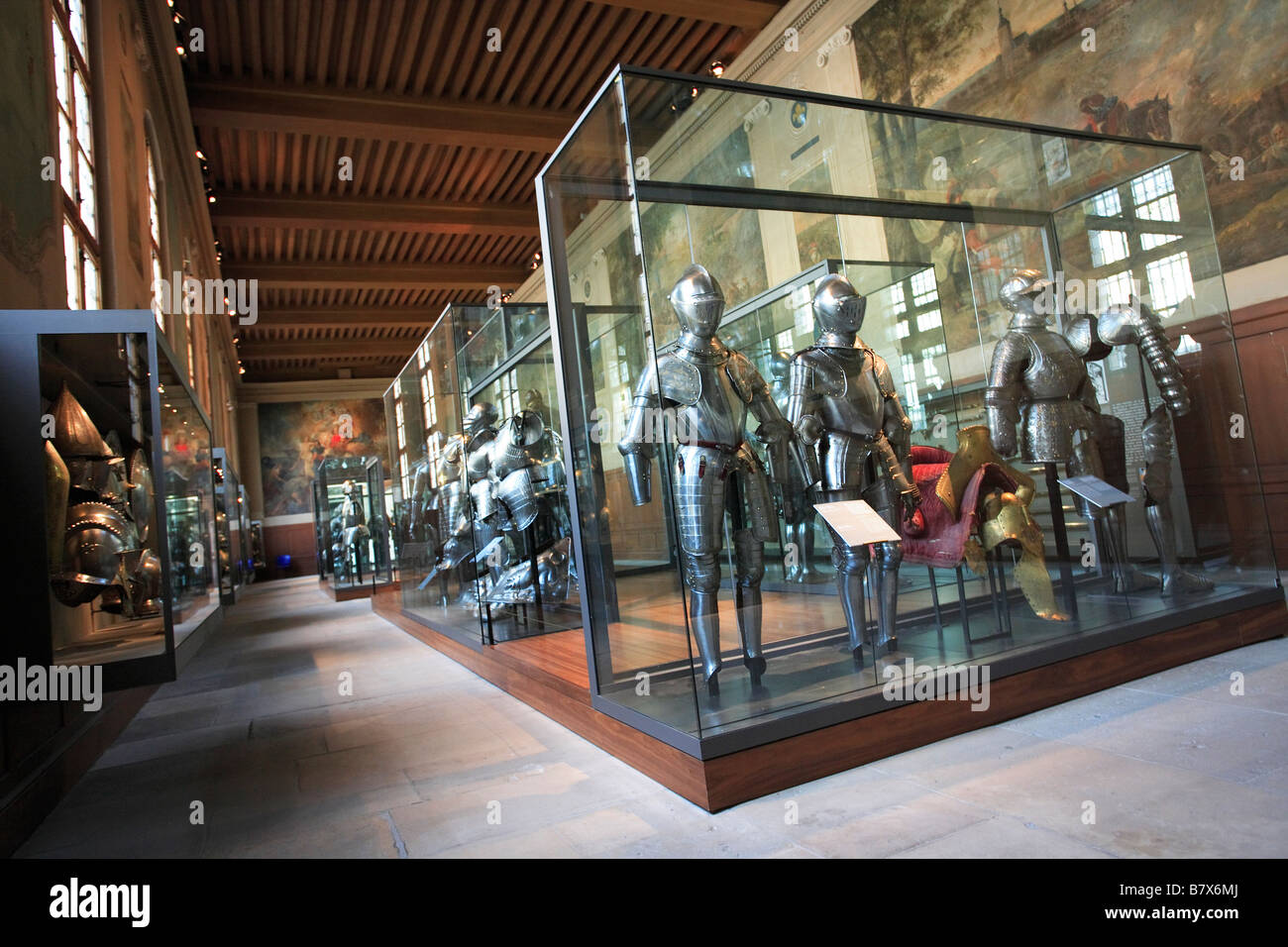ARMY MUSEUM HOTEL DES INVALIDES PARIS Stock Photo - Alamy