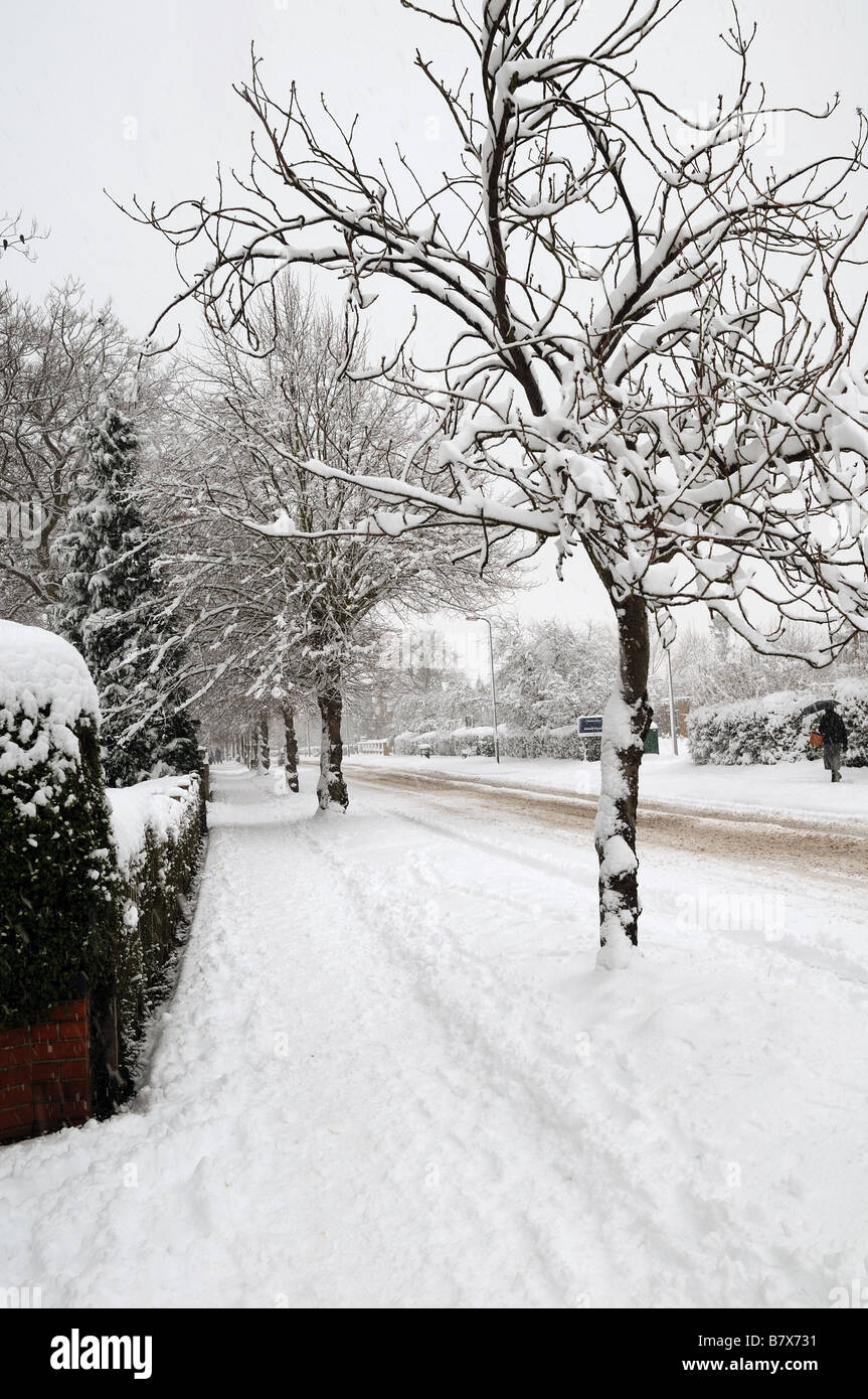 Heavy snowfall, Oundle, Northamptonshire, England, Feb 2009 Stock Photo ...