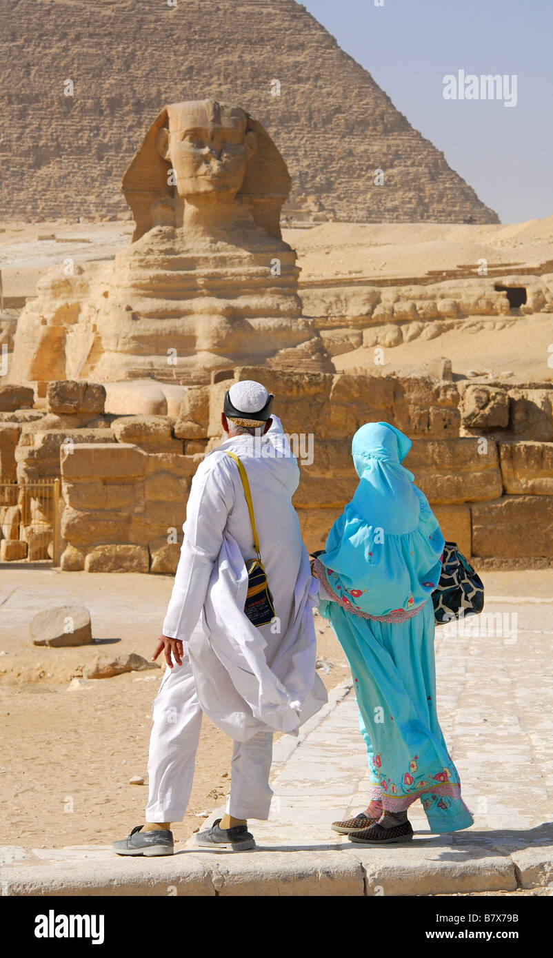 Traditionally dressed man woman hi-res stock photography and images - Alamy