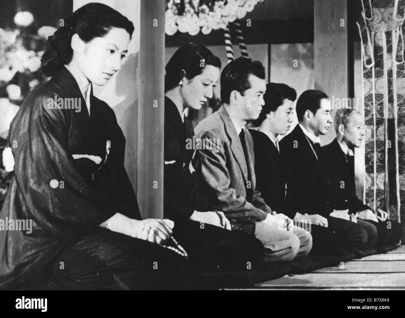 Tokyo story (1953) hi-res stock photography and images - Alamy