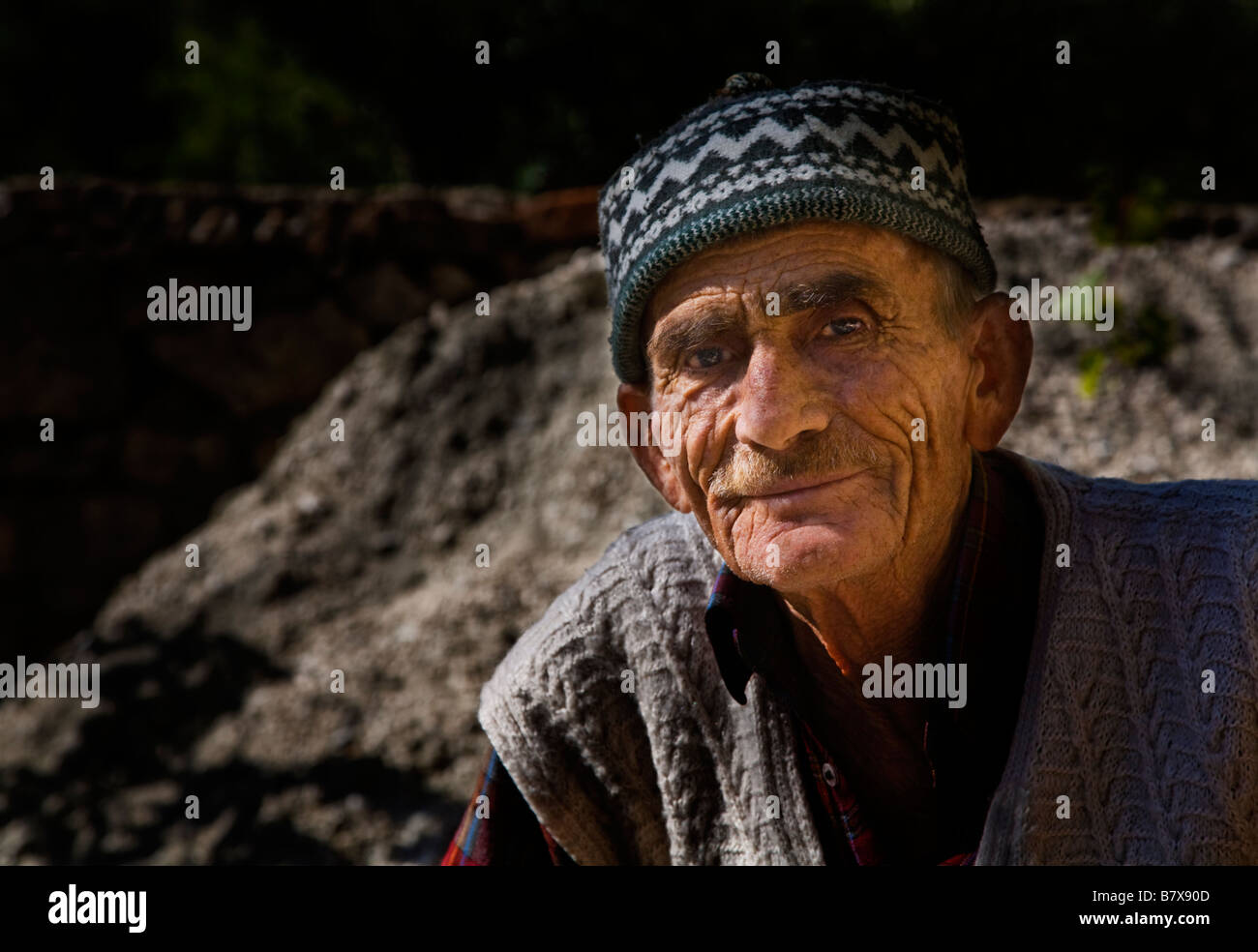 Old turkish man hi-res stock photography and images - Alamy