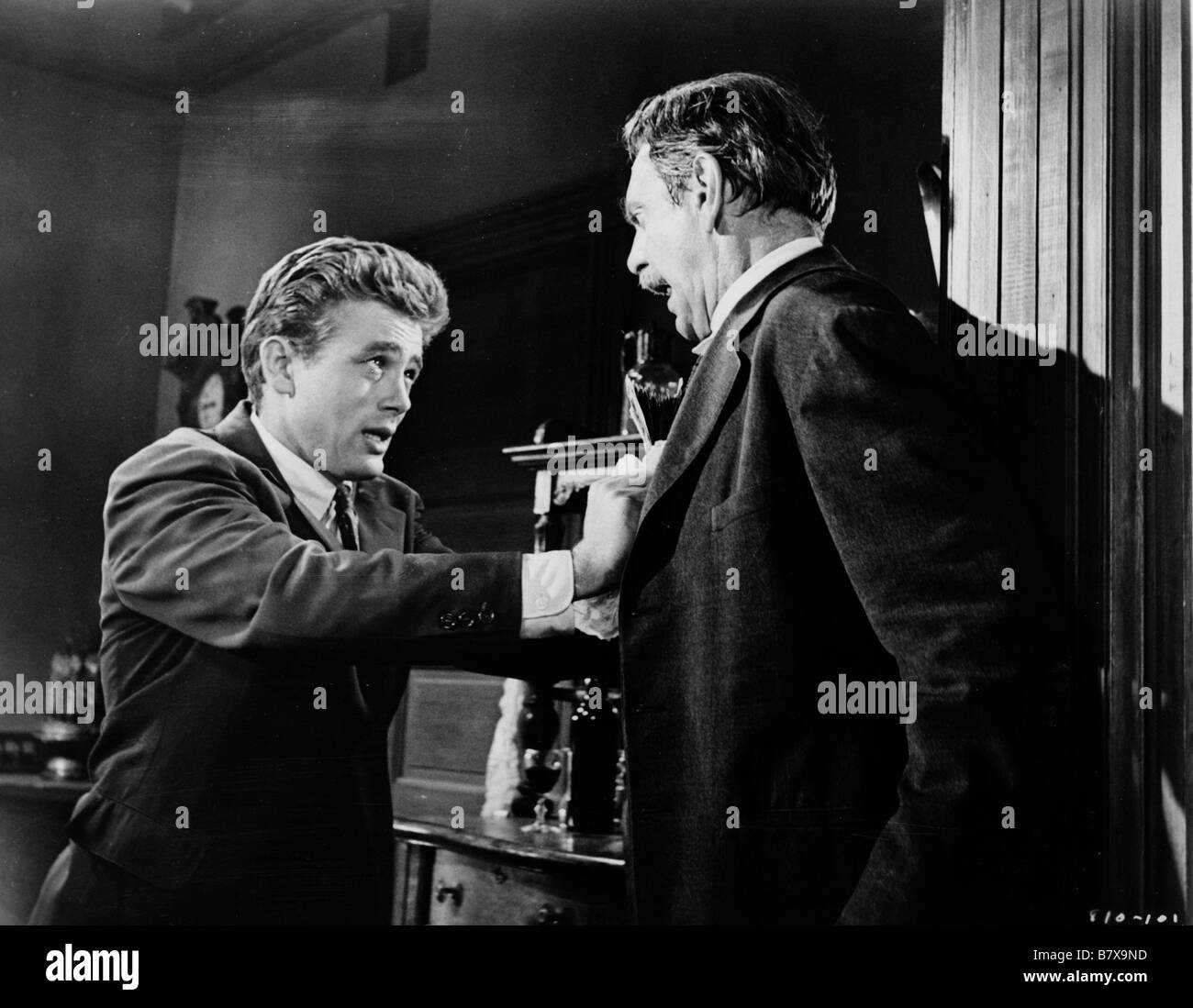 East of Eden Year: 1955 USA Raymond Massey, James Dean Director: Elia ...