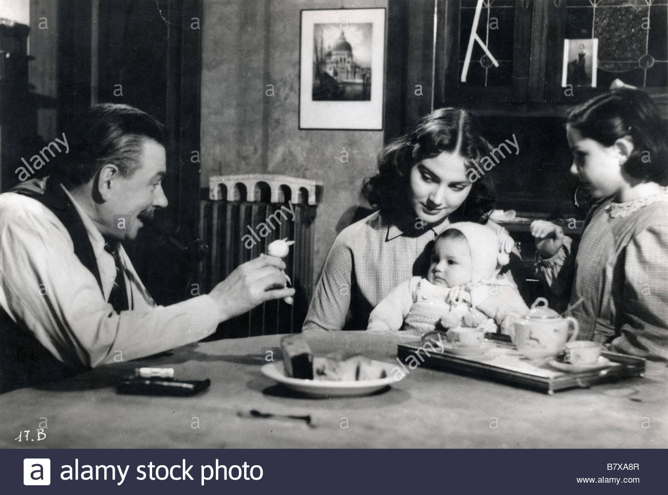 Vitelloni Fellini High Resolution Stock Photography and Images - Alamy