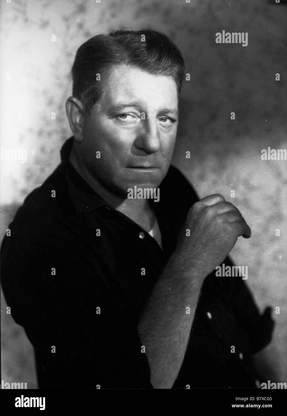 Jean gabin portrait hi-res stock photography and images - Alamy