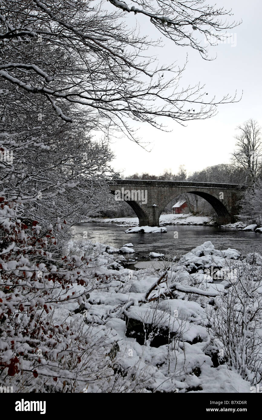 Banchory Scotland River Dee High Resolution Stock Photography and ...