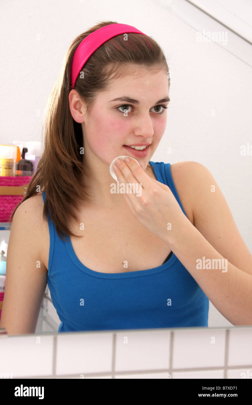 Girl going through mirror hi-res stock photography and images - Alamy