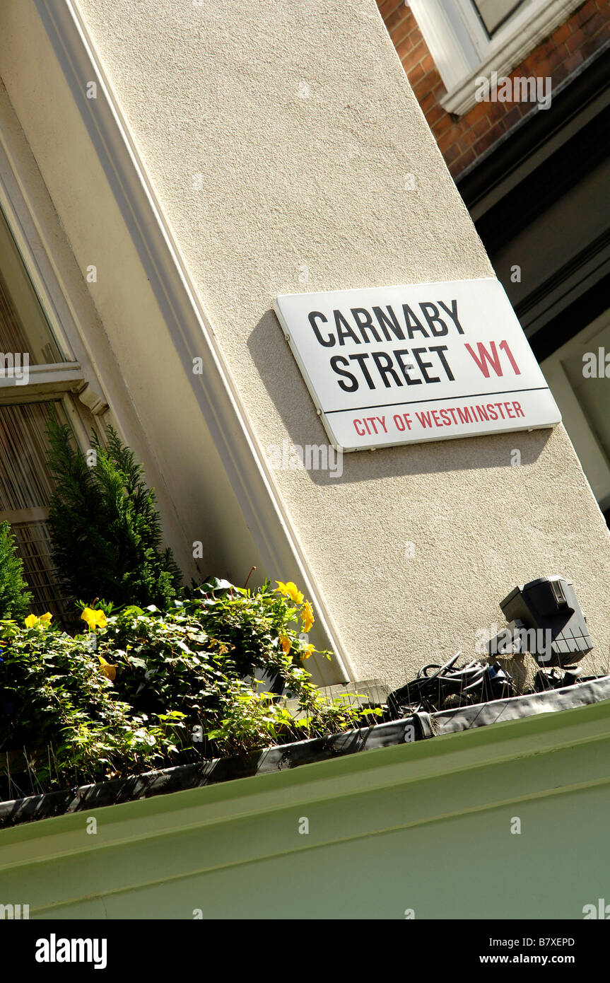 Carnaby street sign 1960's hi-res stock photography and images - Alamy