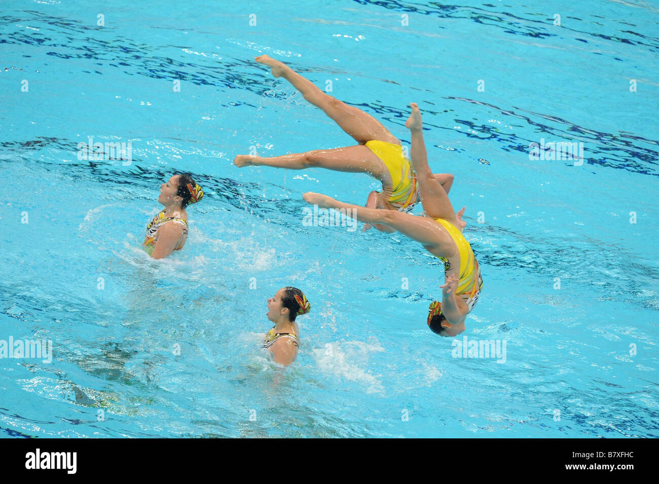 Japan national swimming team hi-res stock photography and images - Alamy
