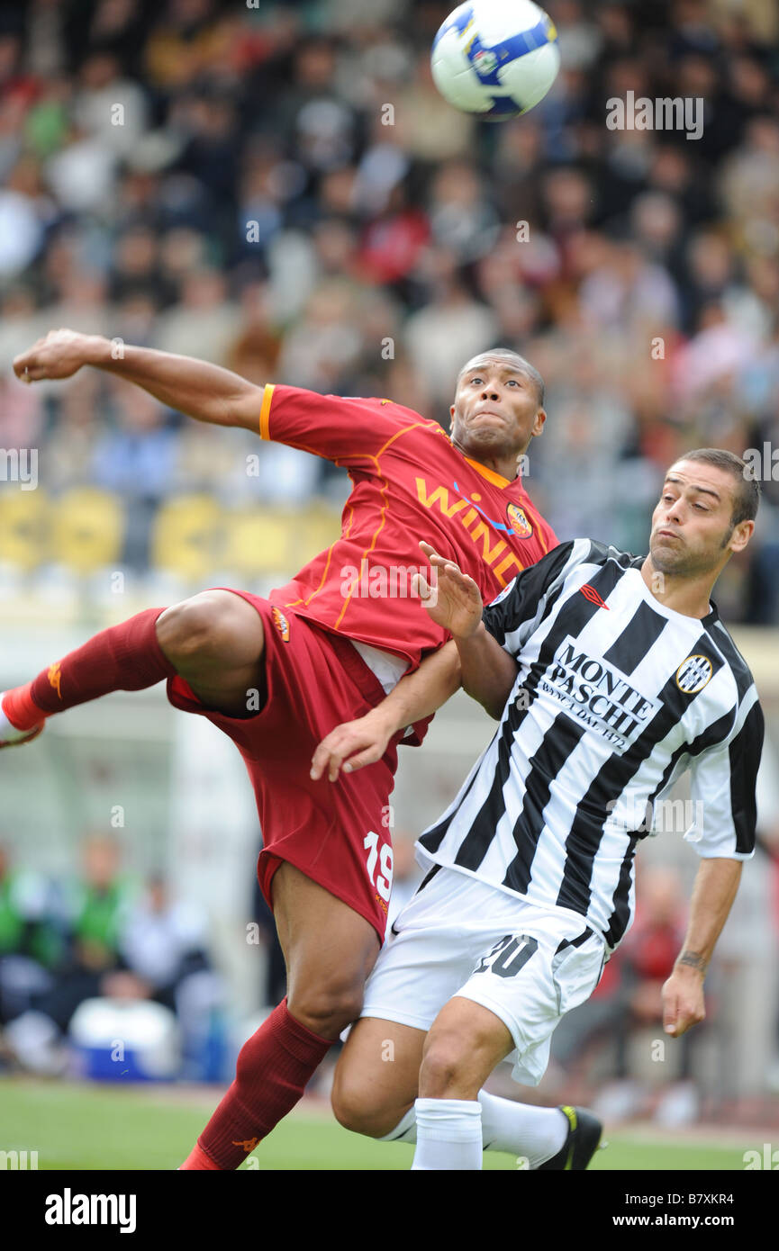 Julio baptista as roma hi-res stock photography and images - Alamy