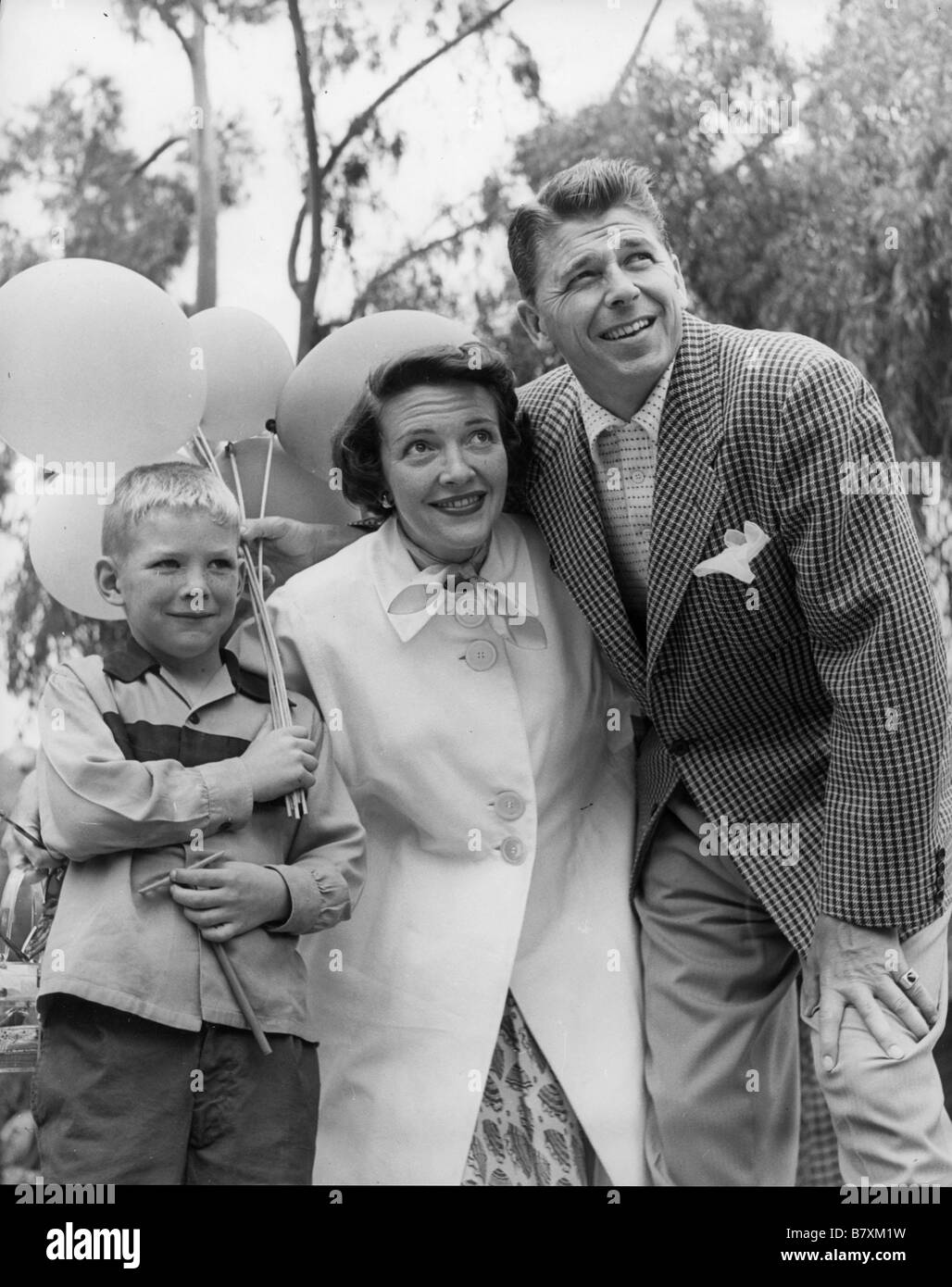 Nancy Davis Reagan Black and White Stock Photos & Images - Alamy