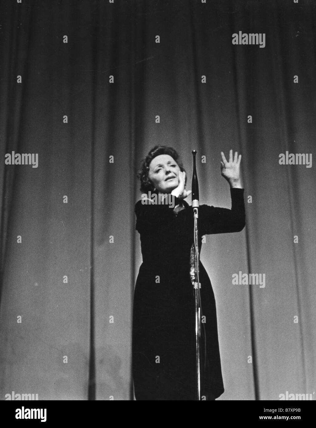 Edith piaf Black and White Stock Photos & Images - Alamy
