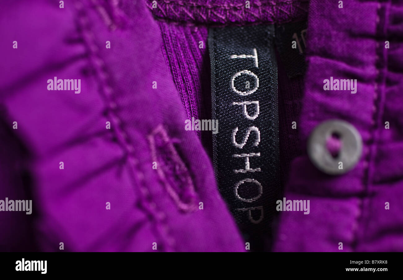 Topshop logo hi-res stock photography and images - Alamy