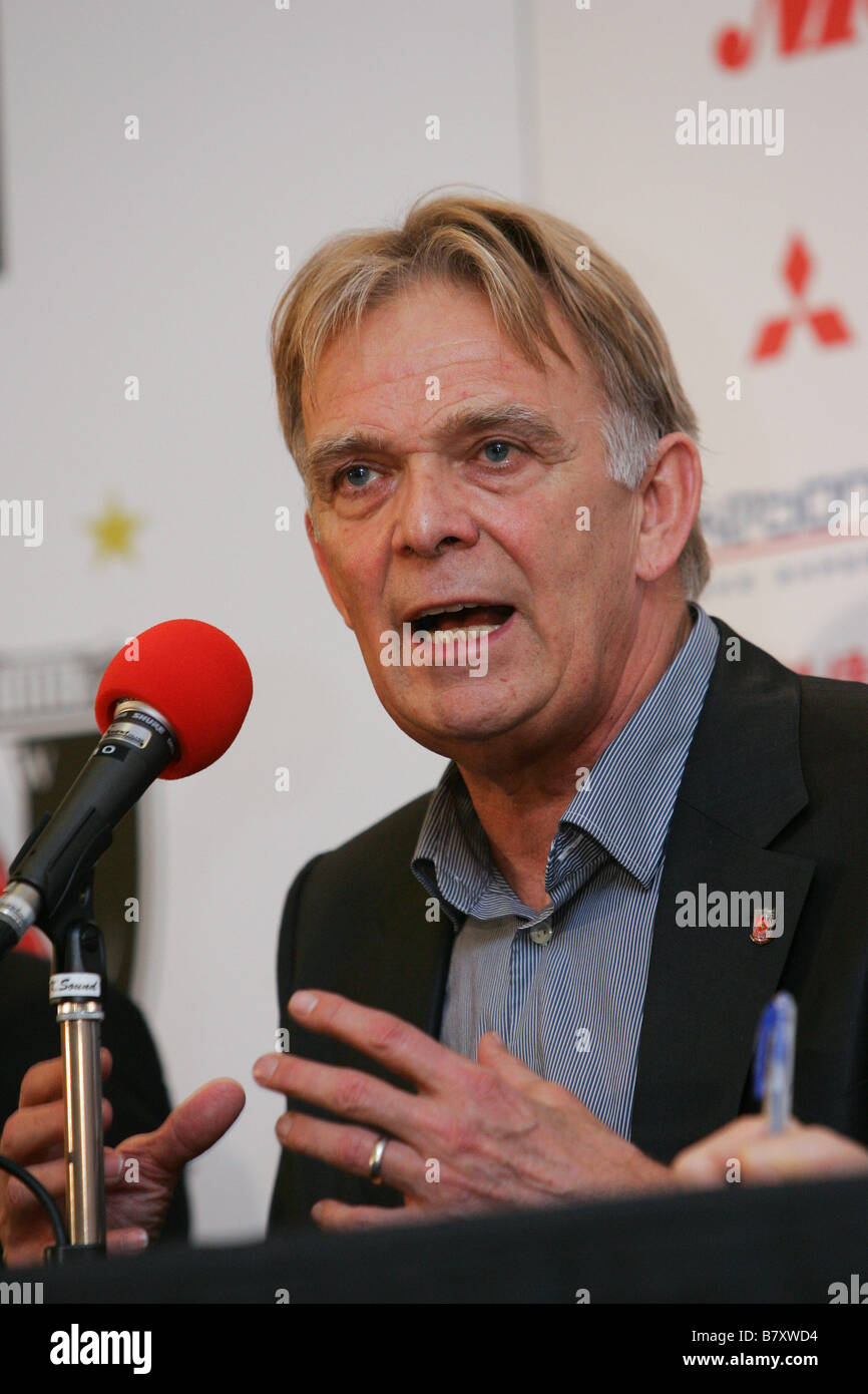 Daiamonds hi-res stock photography and images - Alamy