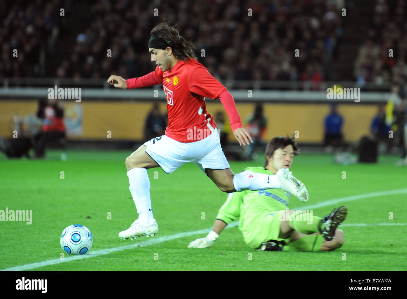 Tévez united hi-res stock photography and images - Alamy