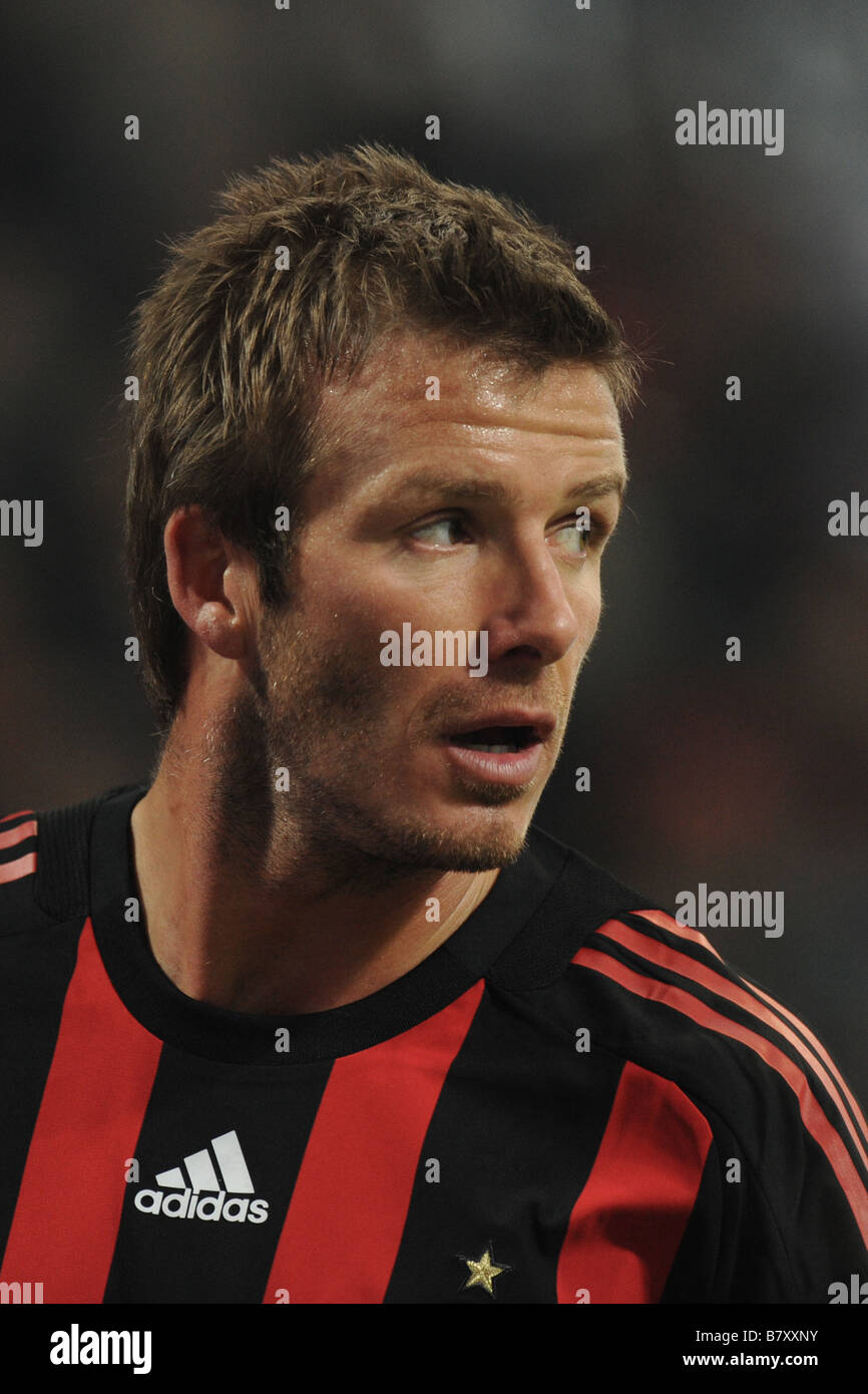 David beckham football hi-res stock photography and images - Alamy