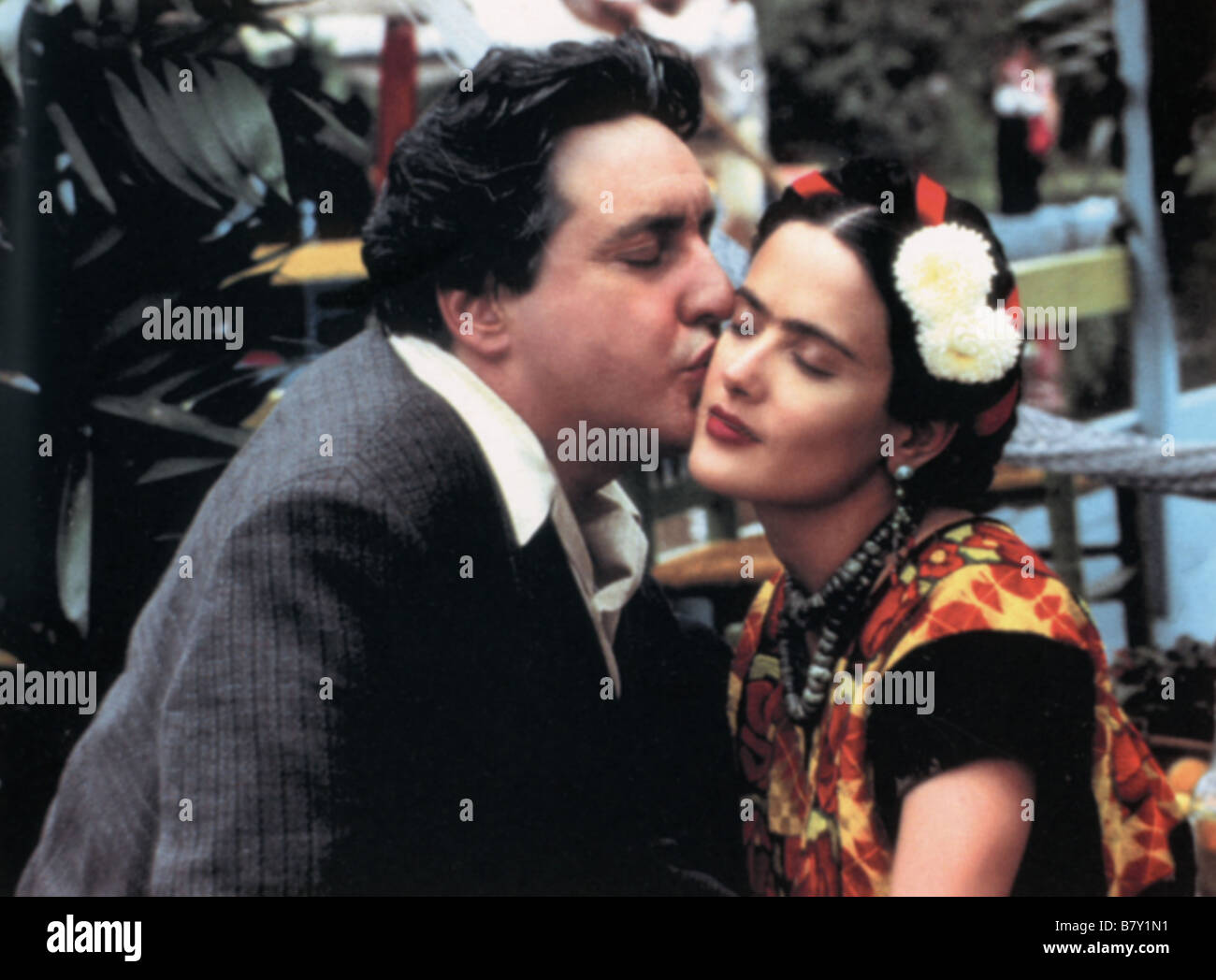 Frida Year: 2002 USA Alfred Molina, Salma Hayek Director: Julie Taymor ...