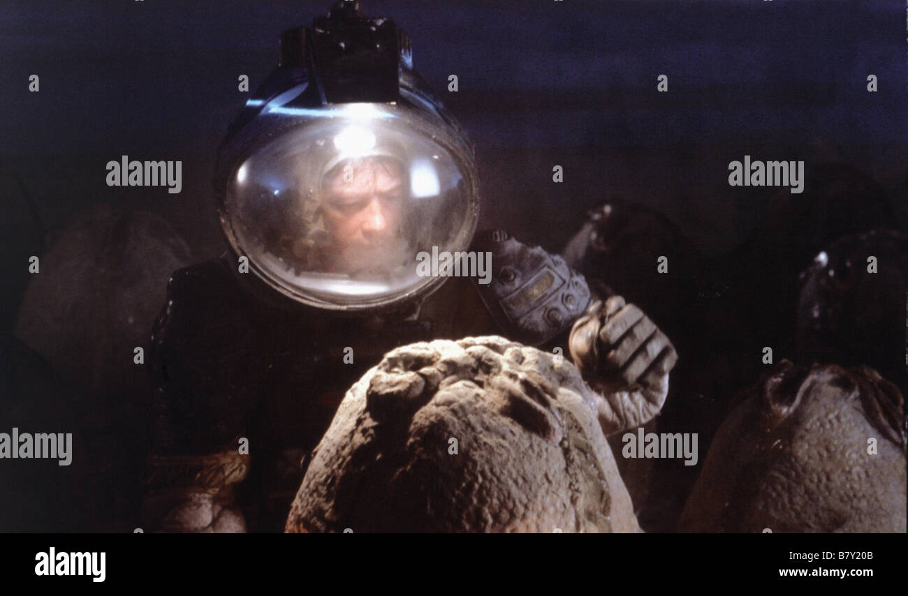 John hurt alien hi-res stock photography and images - Alamy