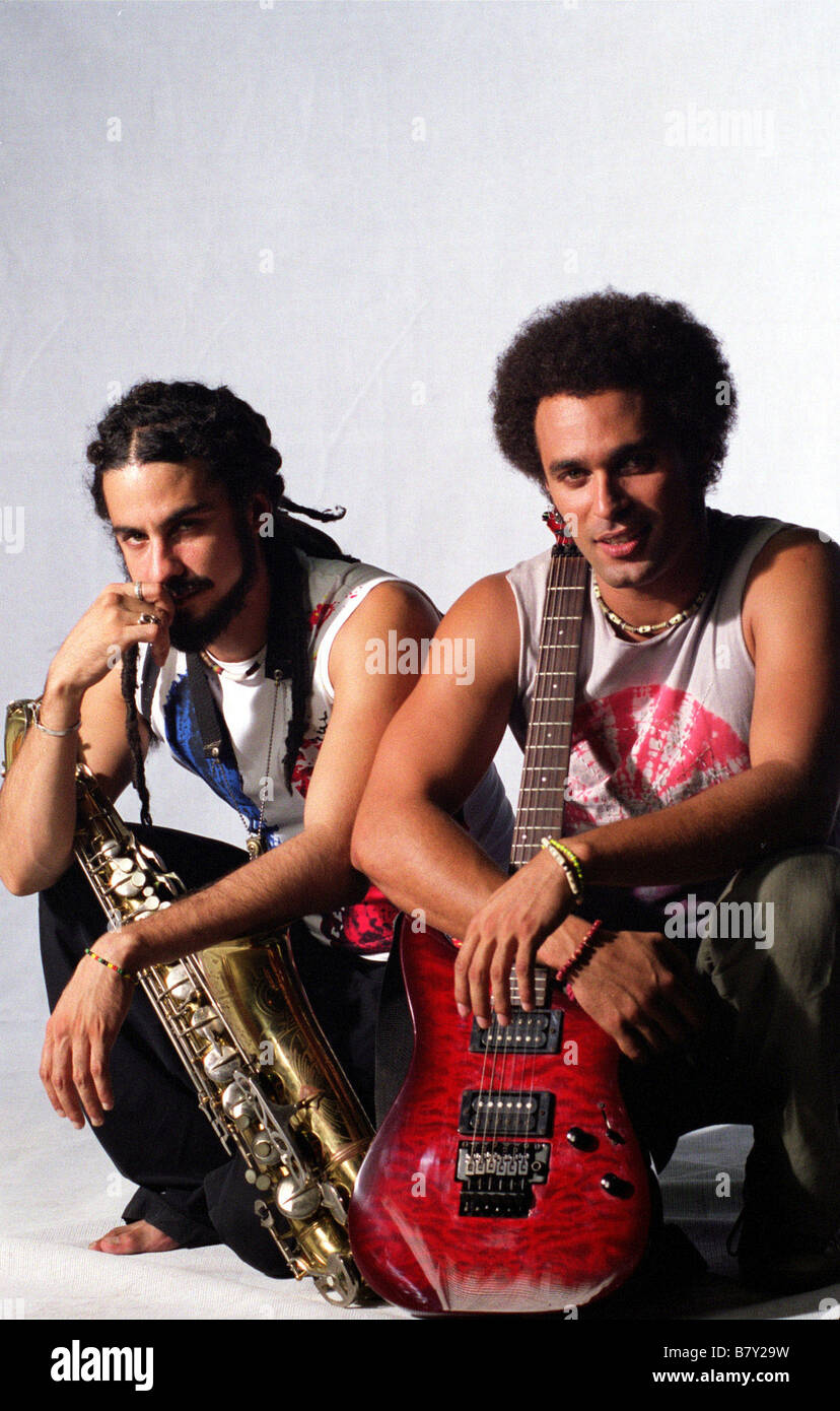 Guitare saxophone hi-res stock photography and images - Alamy