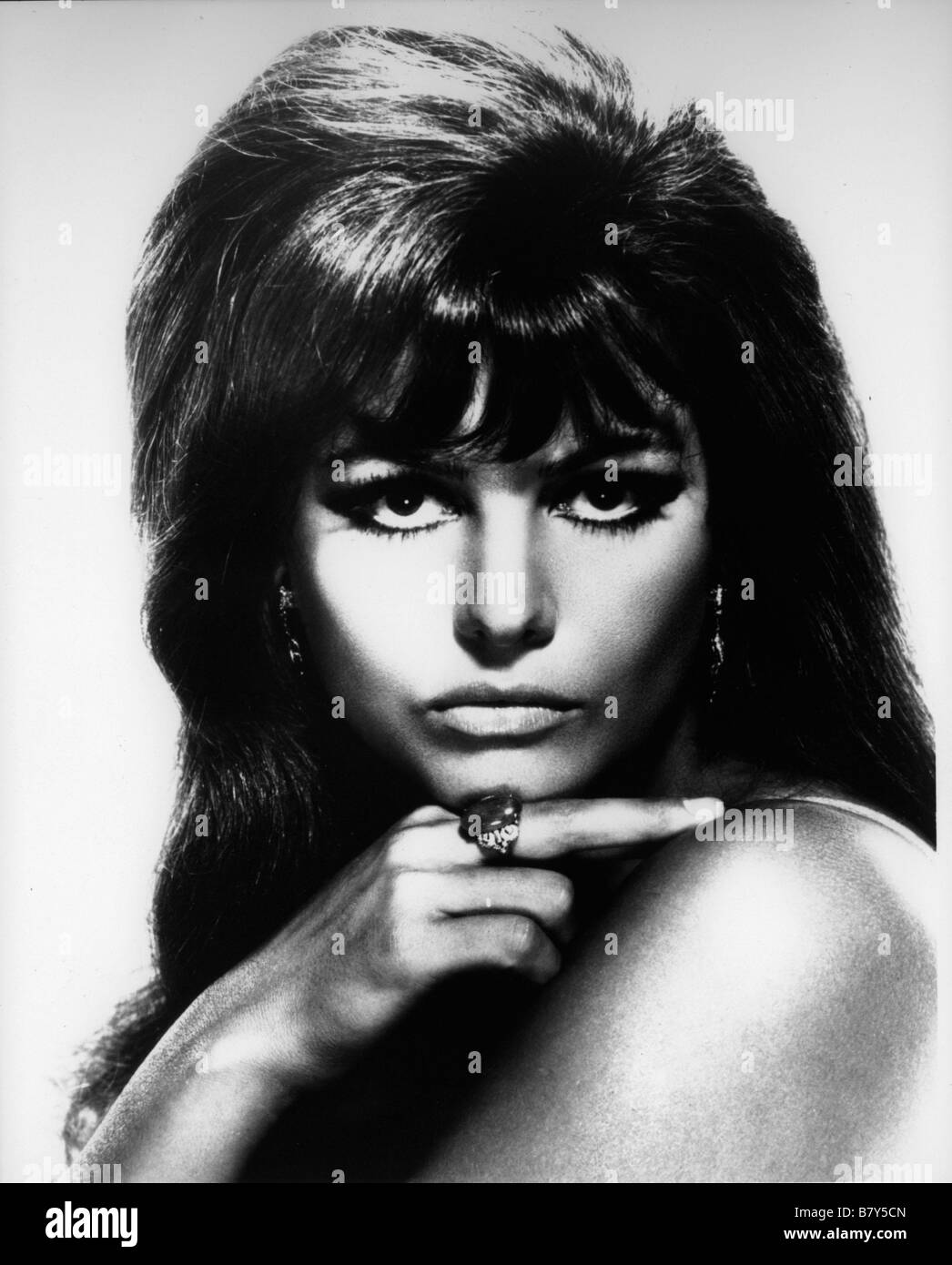 Claudia cardinale portrait hi-res stock photography and images - Alamy