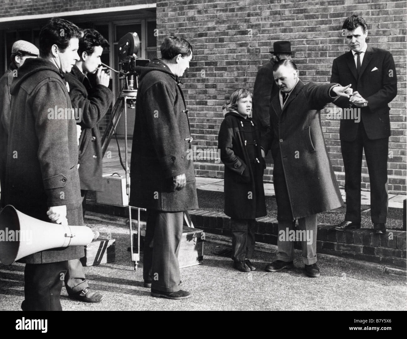 J. Lee Thompson J. Lee Thompson Horst Buchholz, Hayley Mills, J. Lee ...