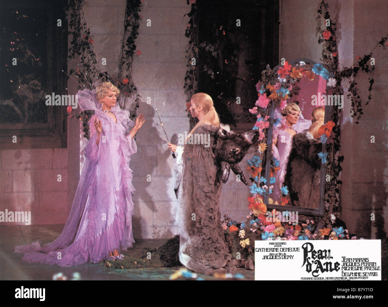 Delphine seyrig hi-res stock photography and images - Alamy