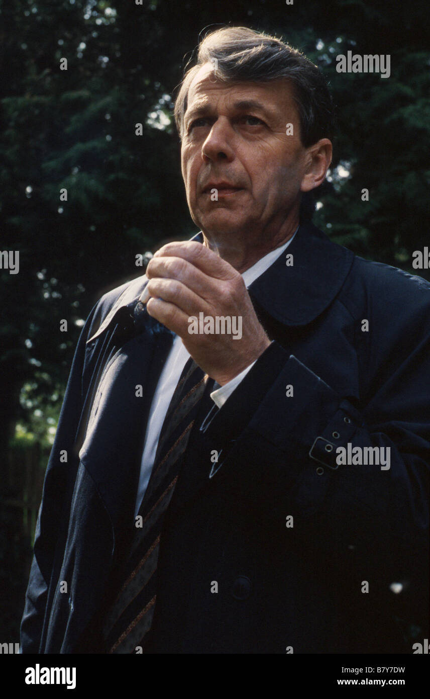 William b davis x files hi-res stock photography and images - Alamy