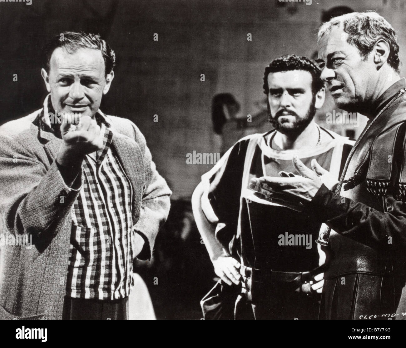 Rex harrison cleopatra 1963 hi-res stock photography and images - Alamy