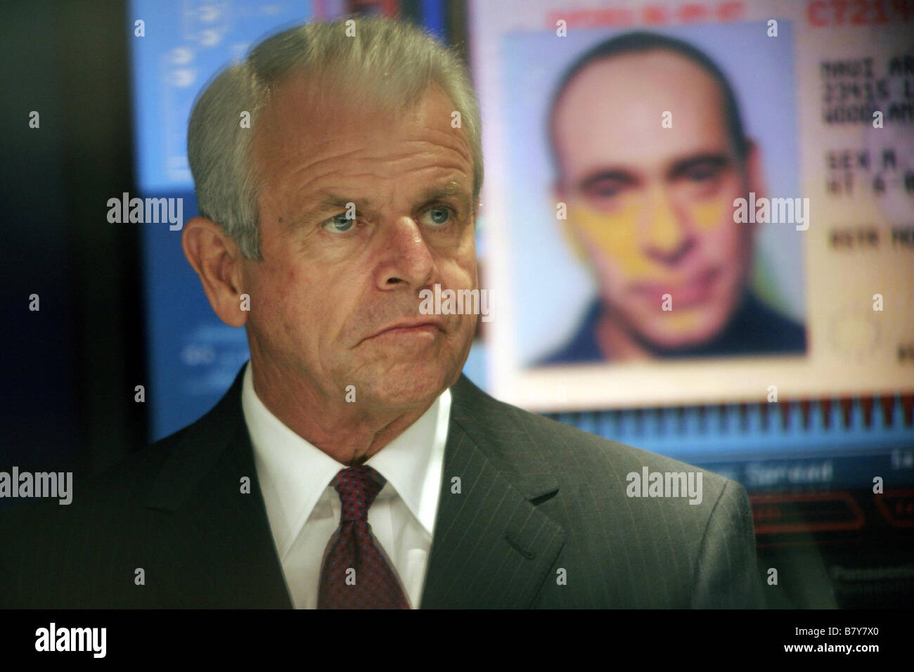 24 season 4 2005 hi-res stock photography and images - Alamy