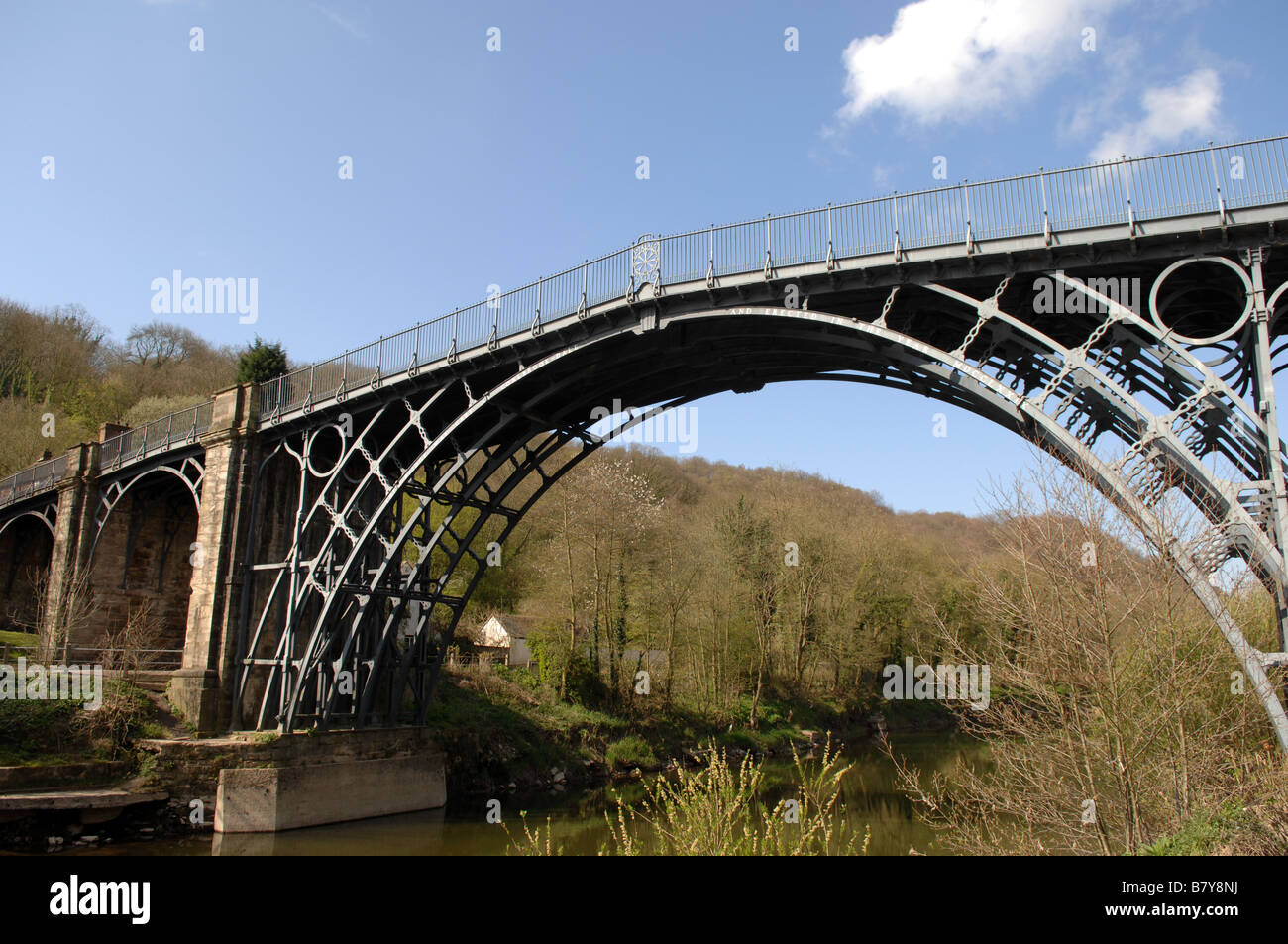 The iron bridge in ironbridge hi-res stock photography and images - Alamy