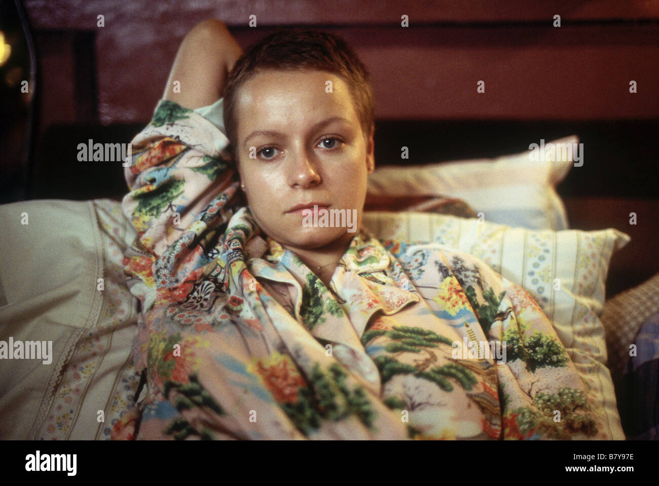In america 2002 samantha morton hi-res stock photography and images - Alamy