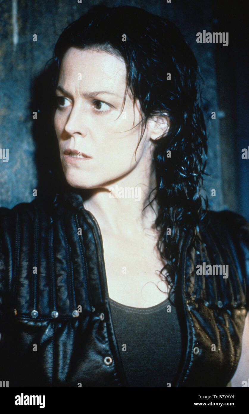 Sigourney Weaver Alien 4
