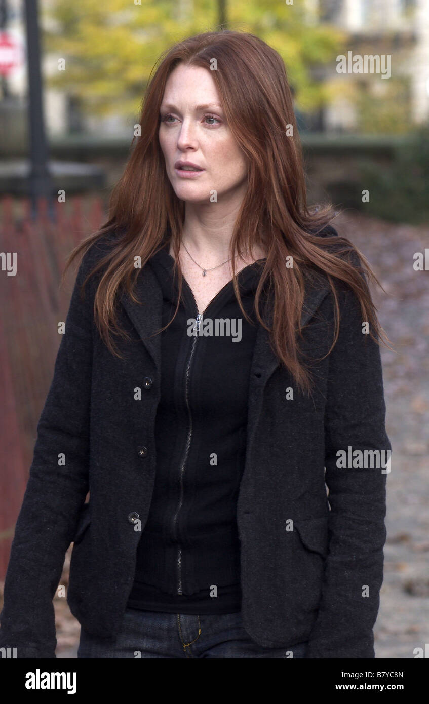 Julianne moore the forgotten year hi-res stock photography and images ...