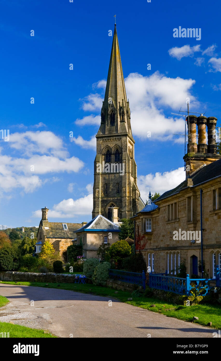 View of Edensor village near Bakewell in the Derbyshire Peak District ...