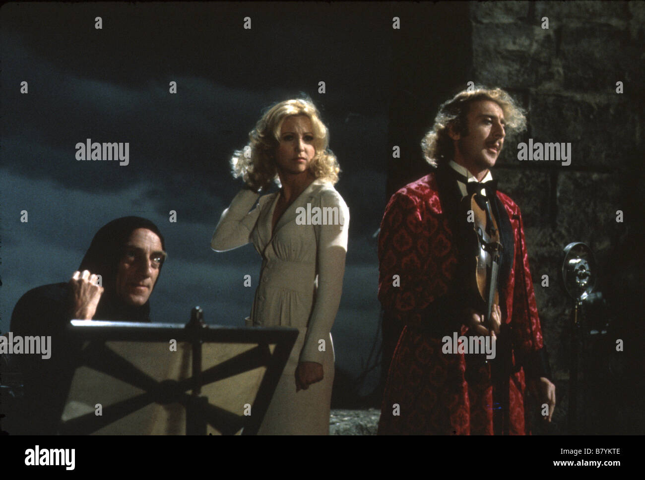 Young Frankenstein Year: 1974 USA Gene Wilder, Marty Feldman, Teri Garr ...