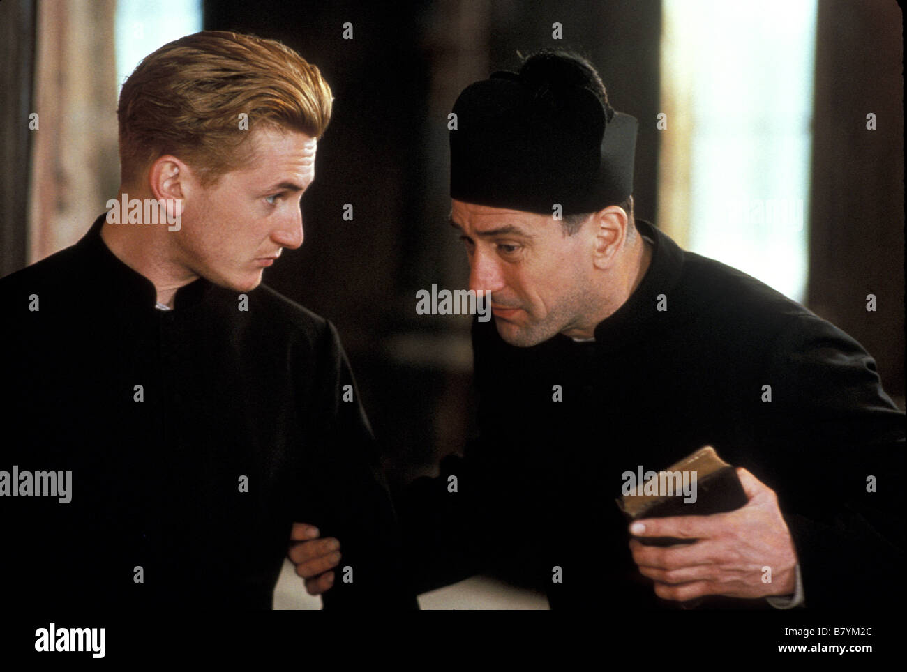 We're No Angels Year: 1989 USA Robert De Niro, Sean Penn Director: Neil ...