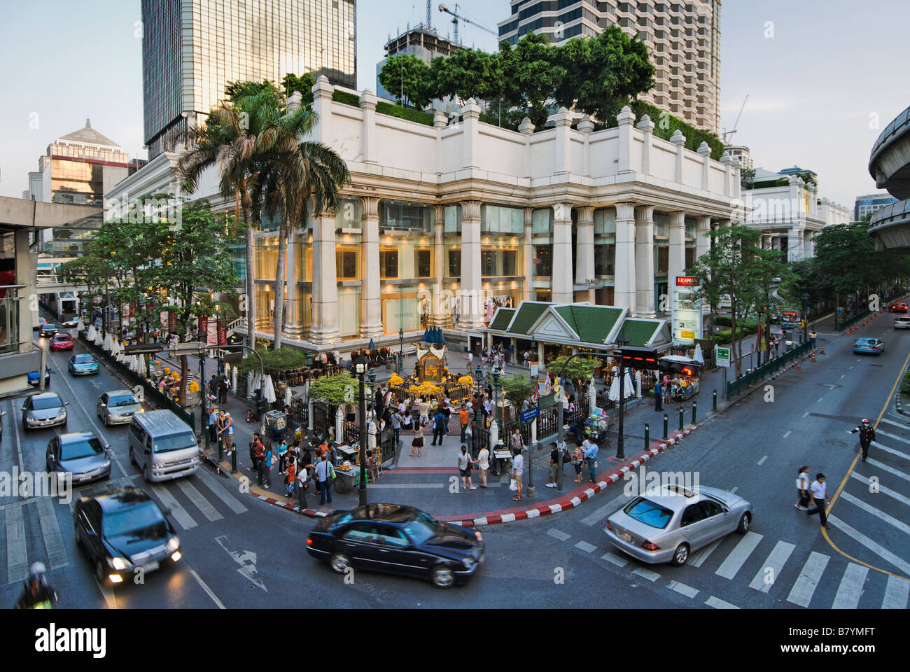 The upmarket Erawan shopping mall with buddhist shrine in forecourt ...