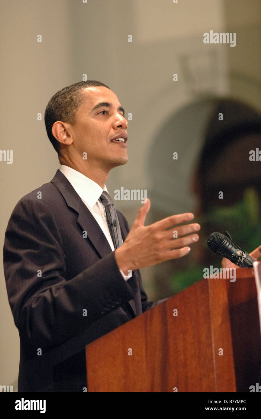 Politician hand gesture hi-res stock photography and images - Alamy