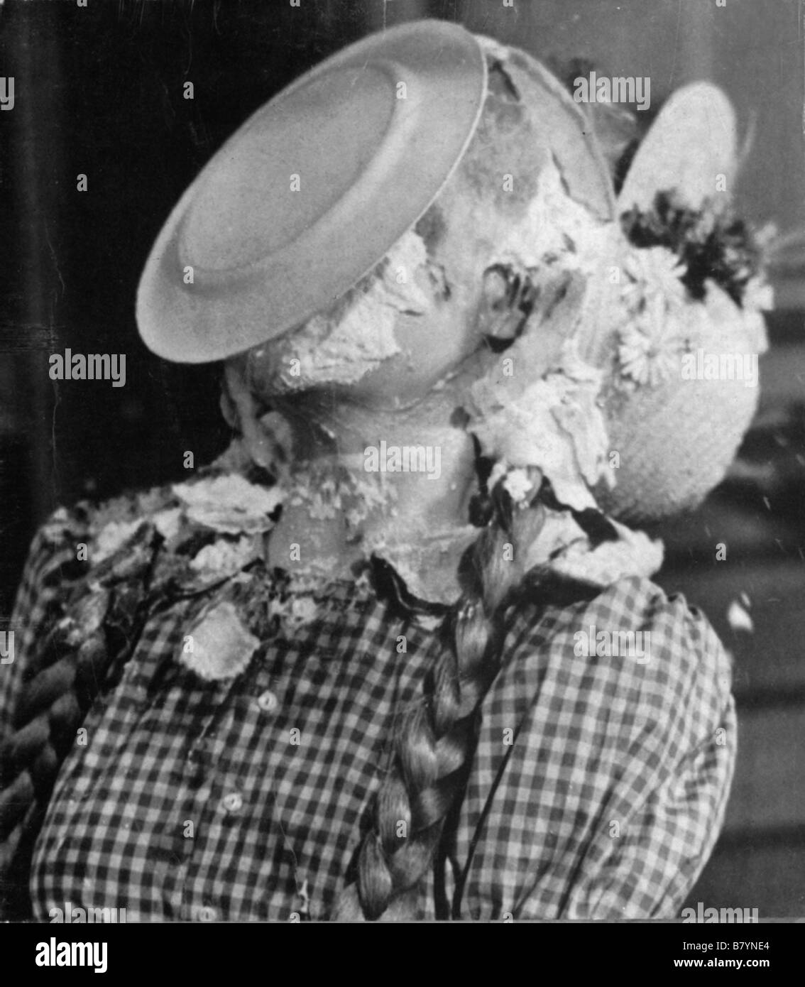 American comic singer hi-res stock photography and images - Alamy