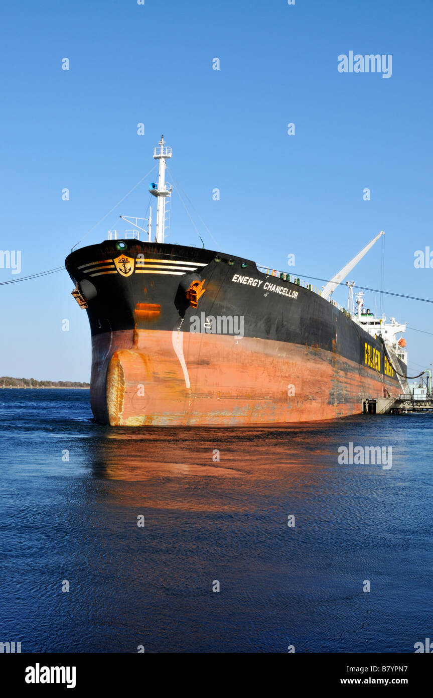 Oil tanker bow hi-res stock photography and images - Alamy